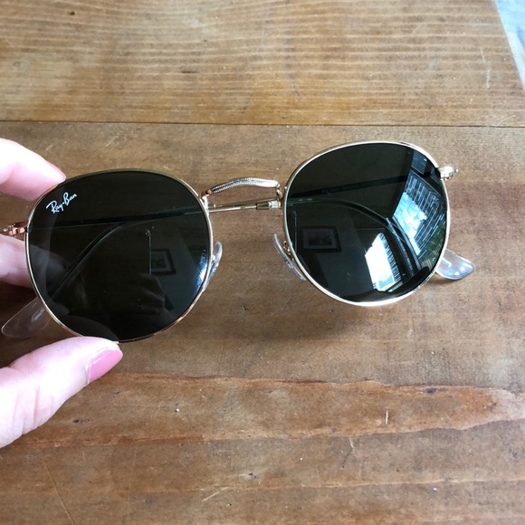 Ray-Ban | Accessories | Ray Ban Gold Round Sunglasses | Poshmark